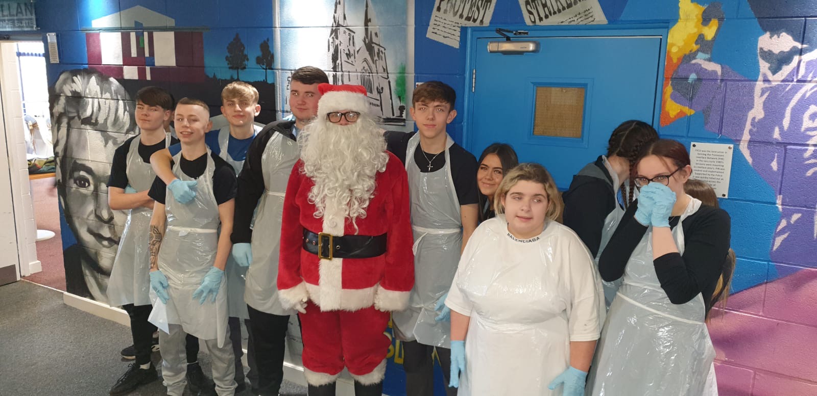 Students get involved in local community with Christmas Festivities